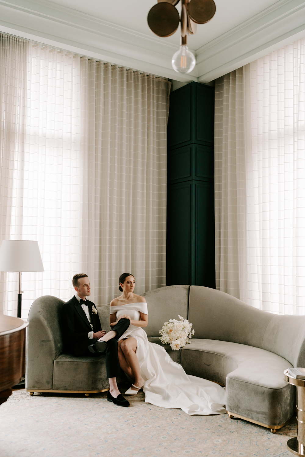 Perry Lane Luxury Rooftop Wedding | Christina & David - the-hulls.com